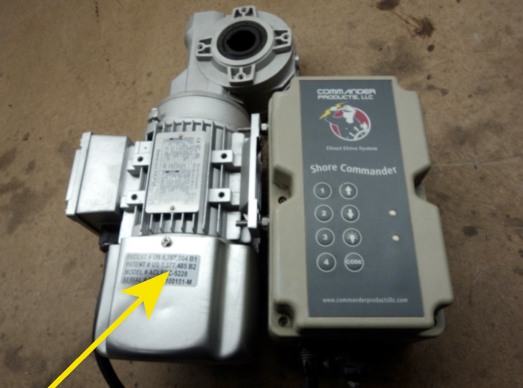 Old Commander 3 Phase AC Gearmotor | Boatlifter